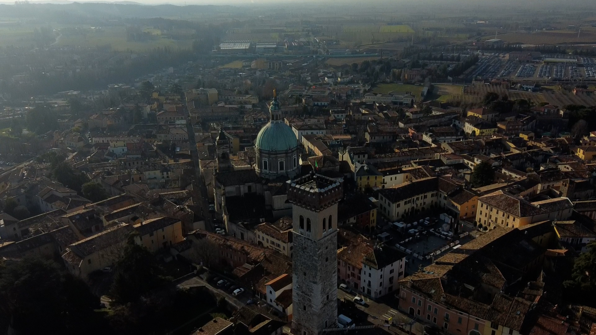 "Dentro e fuori dal Comune", questa sera Telecity ci porta a Lonato del Garda - Prima Pavia