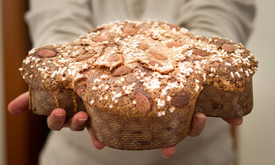 Pavia e la colomba pasquale, il dolce che salvò la città dai Longobardi ...