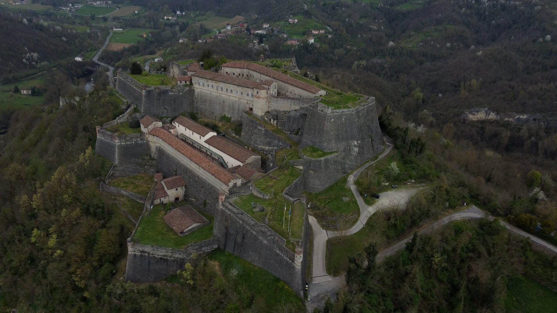 Telecity, questa sera "Dentro e fuori dal Comune" ci porta a Gavi - Prima Pavia